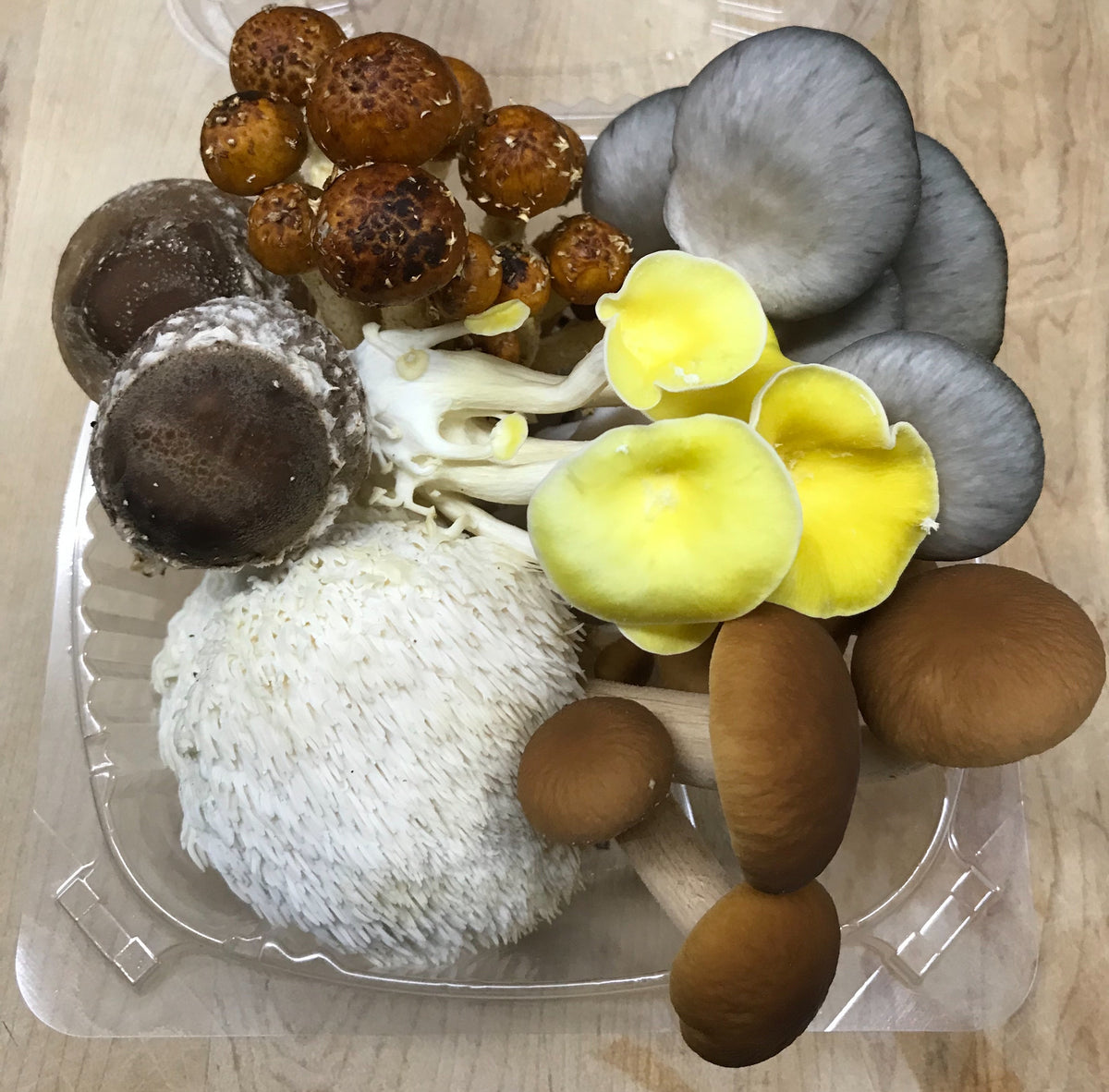 Chef's Mix Mushrooms(4oz clamshell) – Bluff City Fungi